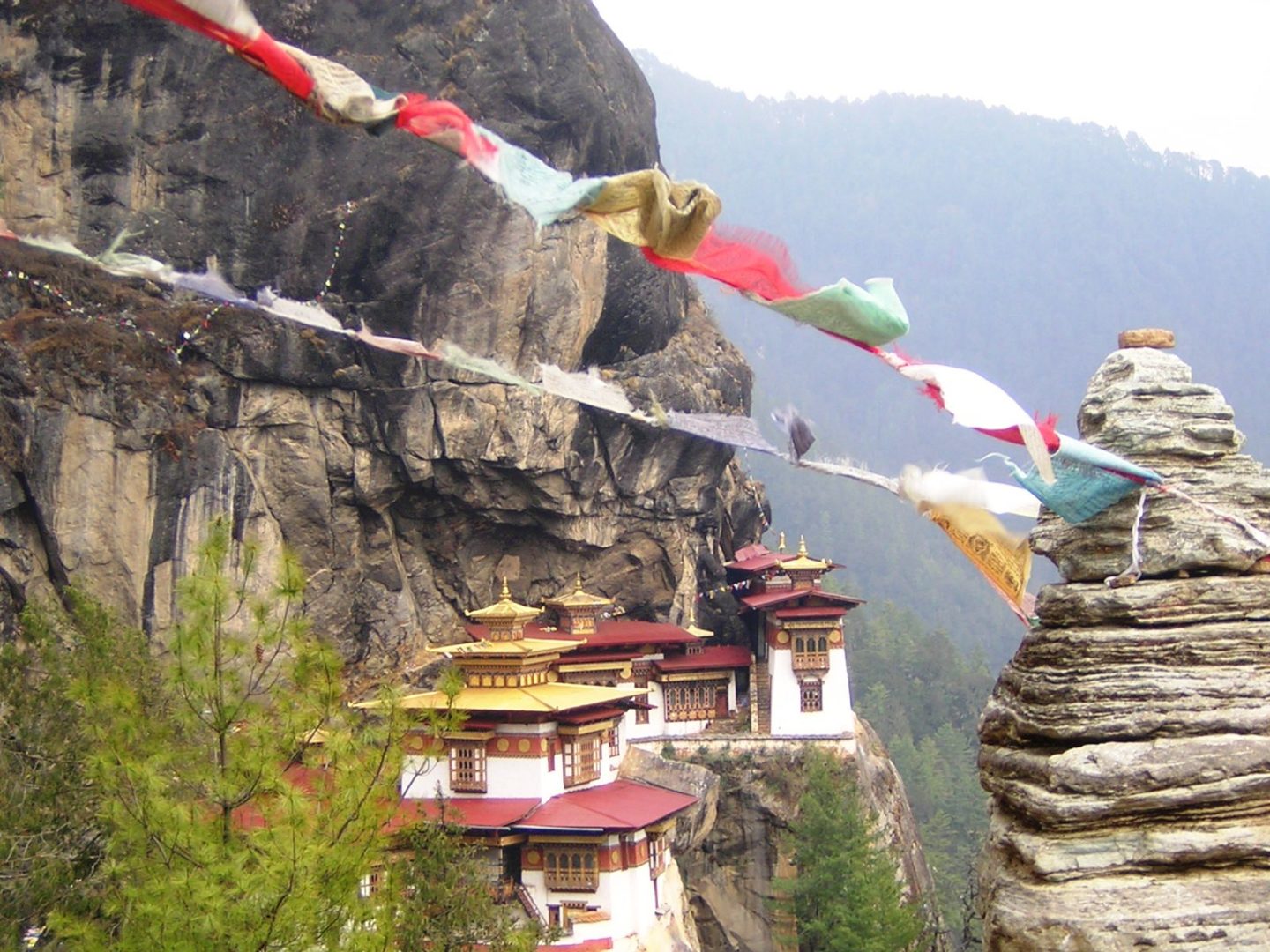 8-Day Nepal Bhutan Tour: Explore Taktsang Monastery & Thimpu